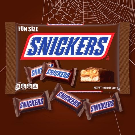 SNICKERS Fun Size Chocolate Candy Bars, 10.59 oz | SNICKERS®
